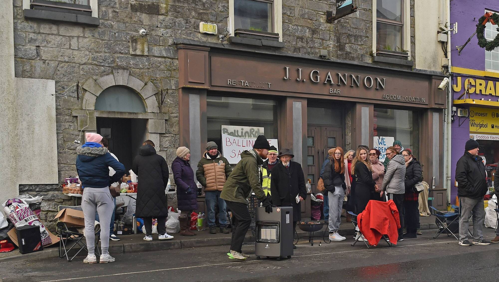Protest ends in Ballinrobe after deal reached to house refugees - news ...