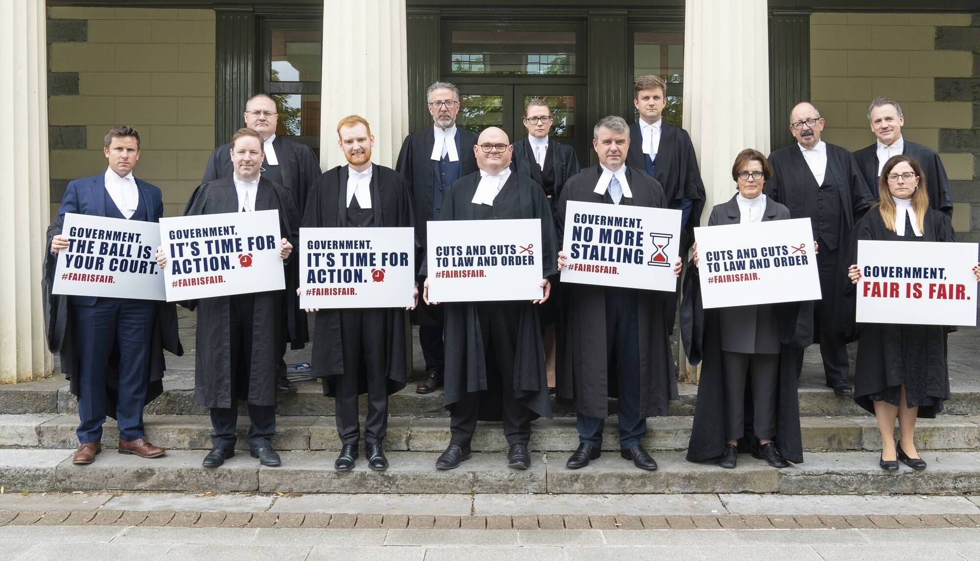 Barristers stage Castlebar courthouse protest today - news - Western People
